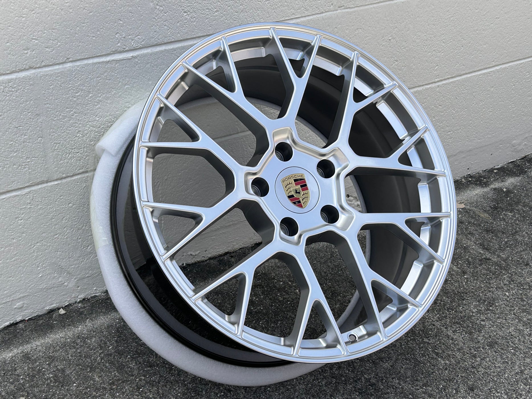 Porsche 992 RS Spyder Wheels | Flat 6 Motorsports